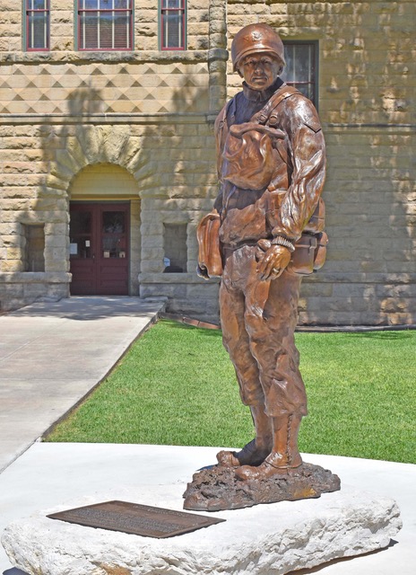 LTC James Earl Rudder – TroySculptor.com
